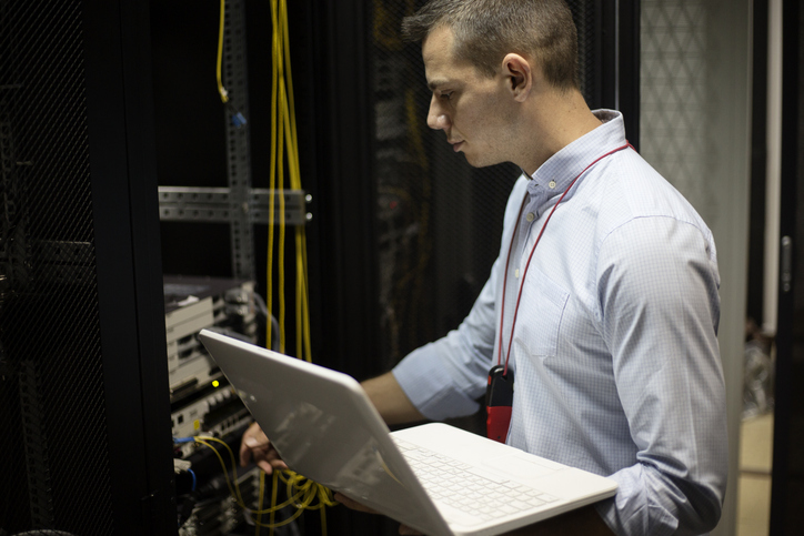 Remote Hands: Enhancing Efficiency And Reliability In Data Centers