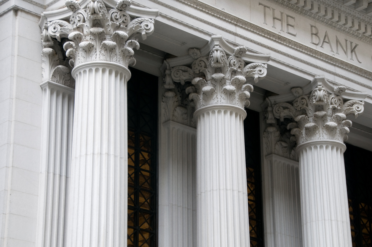 Data Center Virtualization Benefits For Financial Institutions